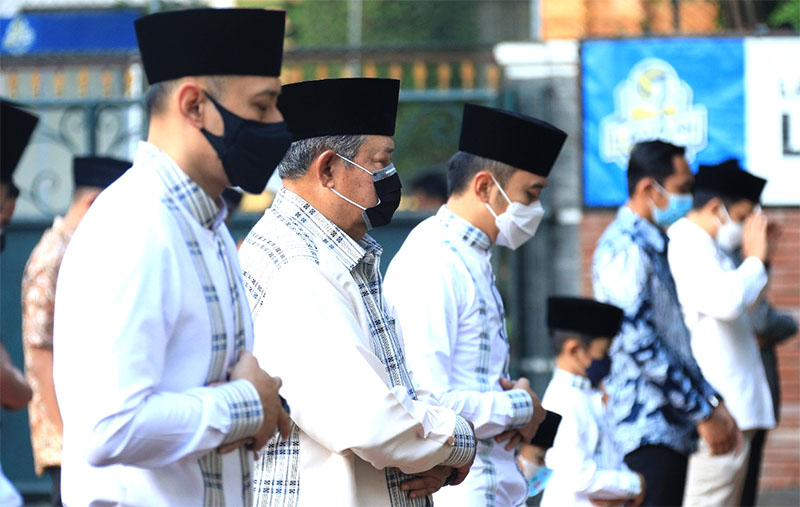 Beginilah SBY Jalani Idul Fitri 1442 H Bersama Keluarga - Nukilan