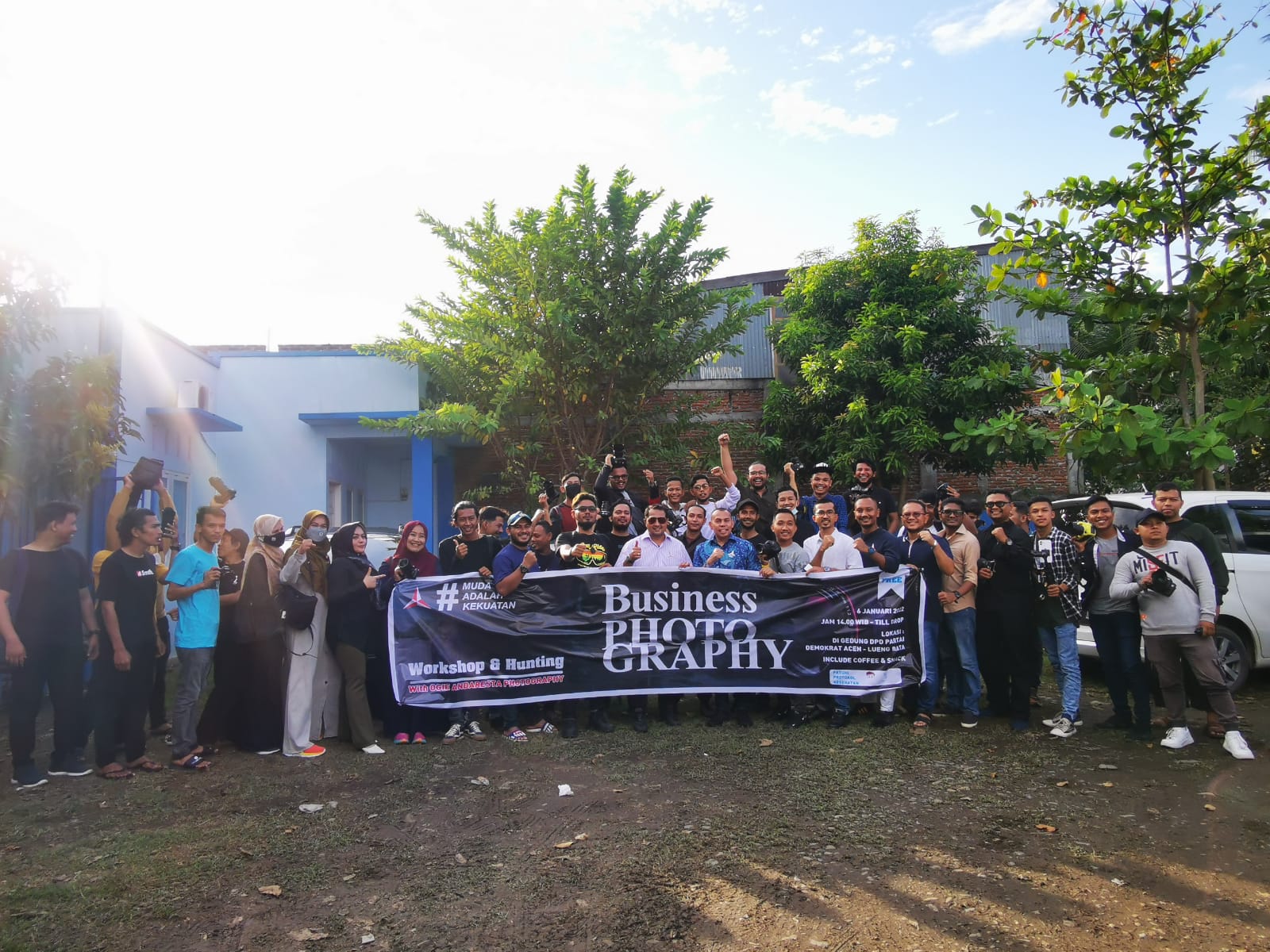 Demokrat Aceh Gelar Workshop Photography, TRH dan Muslim Hadir - Nukilan