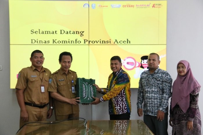 Diskominsa Aceh Kunjungi Diskominfo Jatim Bahas Pengelolaan Opini Publik dan SP4N Lapor - Nukilan