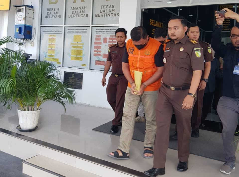 Kejari Aceh Barat Kembali Tetapkan 2 Tersangka Korupsi Penimbunan Lokasi MTQ - Nukilan