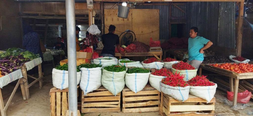 Harga Cabai di Pasar Al Mahirah Naik Drastis | Nukilan Harga Cabai di Pasar Al Mahirah Naik Drastis | Nukilan