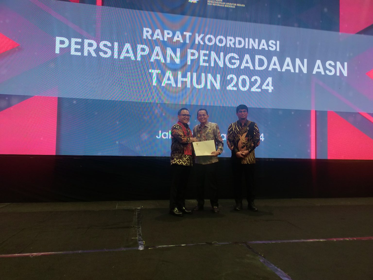 Pemkot Banda Aceh Komit Tuntaskan Penataan Non ASN - Nukilan Pemkot Banda Aceh Komit Tuntaskan Penataan Non ASN - Nukilan