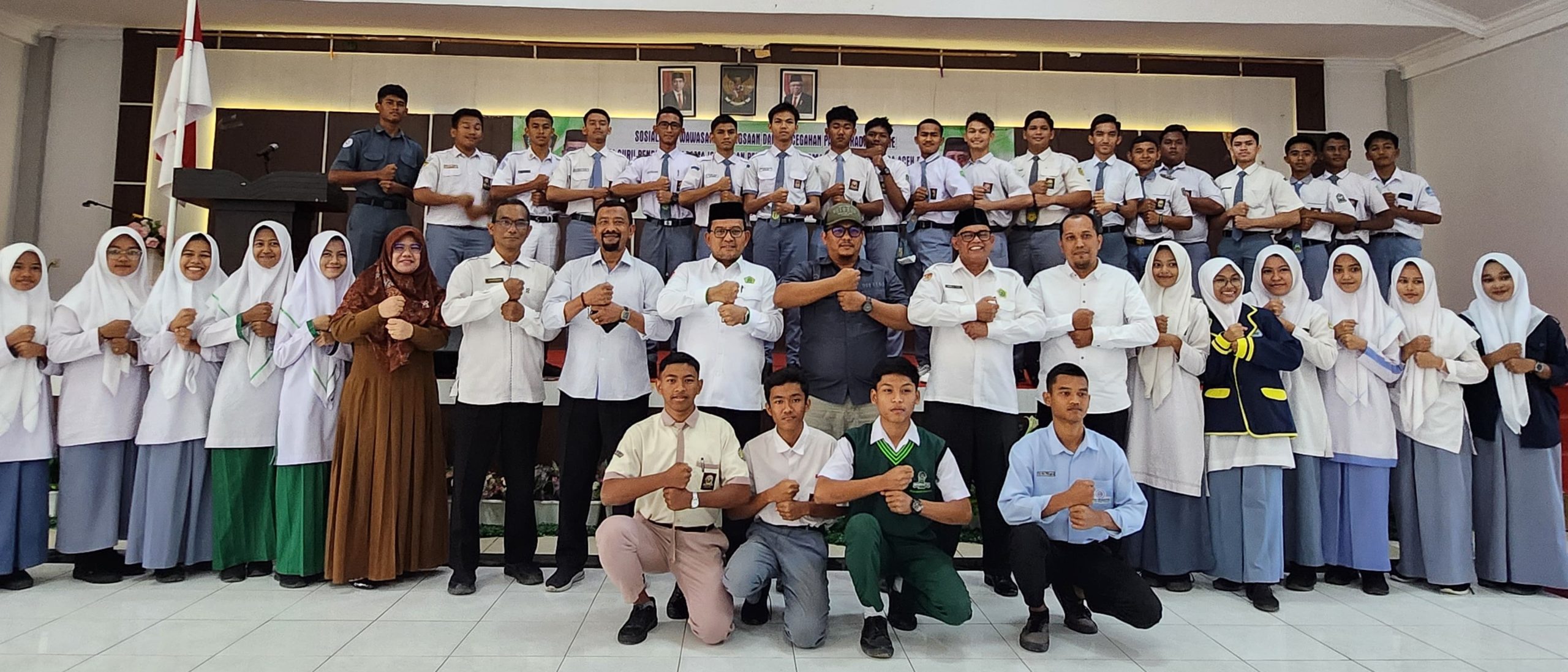 Kemenag Aceh dan Densus 88 Sosialisasikan Pencegahan Radikalisme kepada GPAI dan OSIS - Nukilan