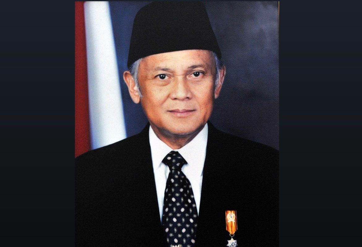 Mengenang BJ Habibie di Hari Kelahirannya - Nukilan